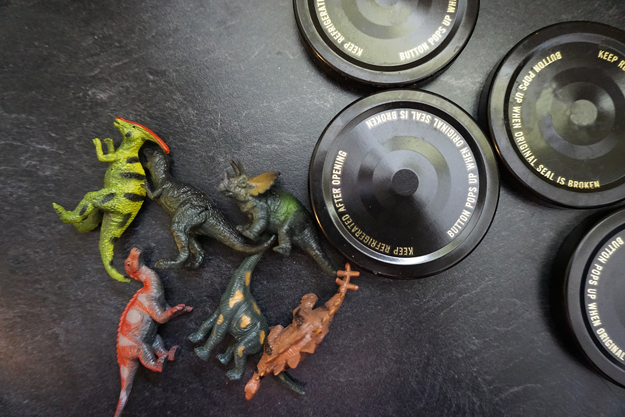 Jurassic pickle jar upcycling | Bijoux & Bits