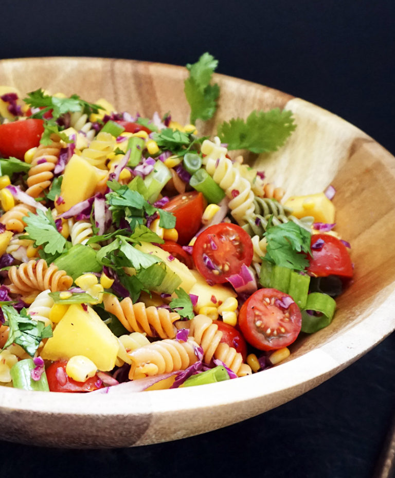 Mango salsa pasta salad | Bijoux & Bits