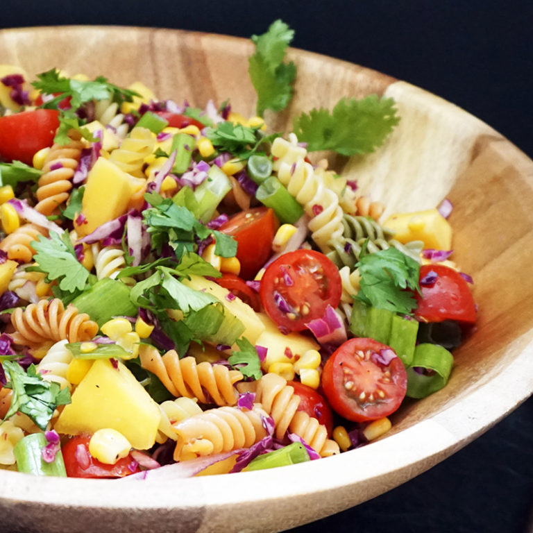Mango salsa pasta salad | Bijoux & Bits