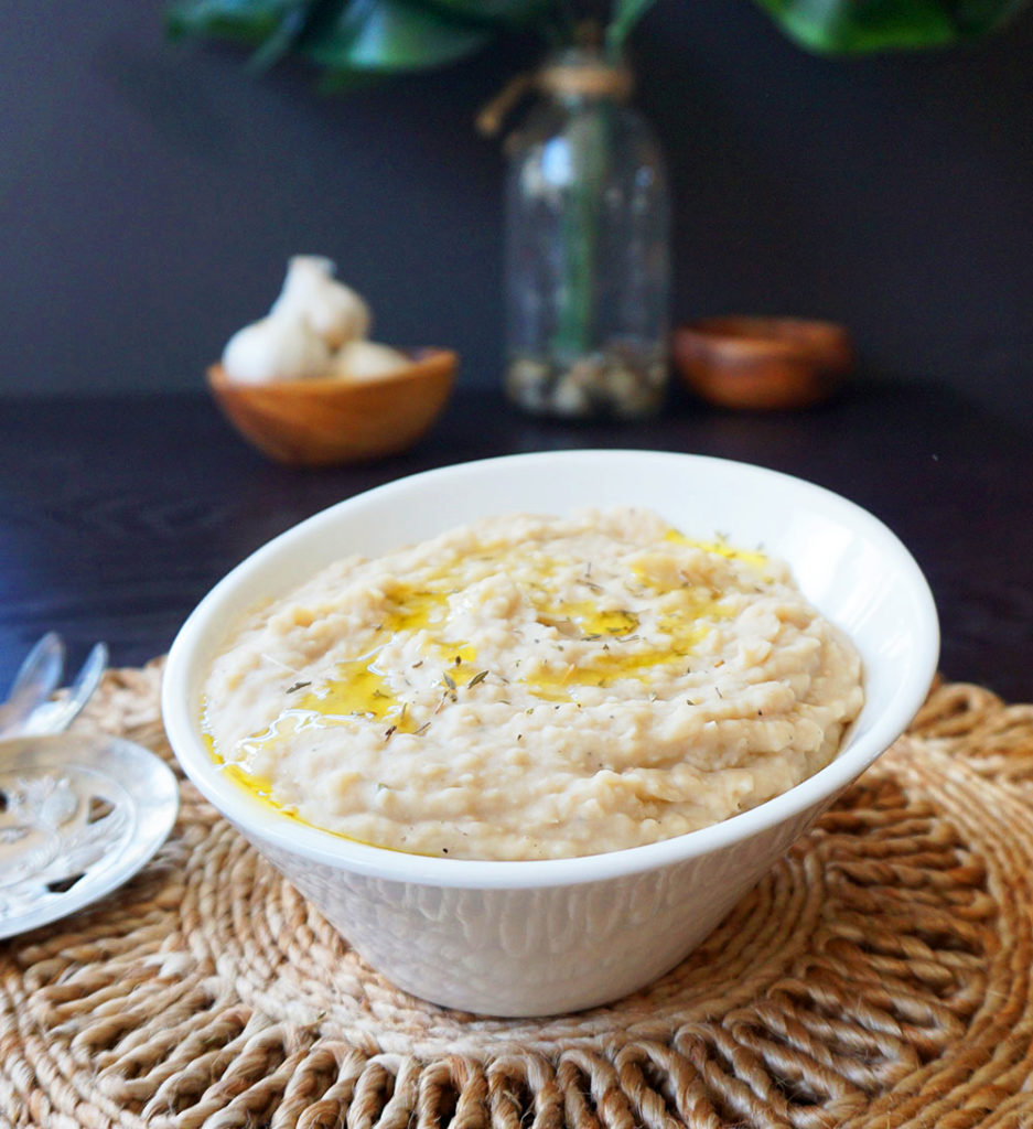 Easy garlic white bean purée | Bijoux & Bits